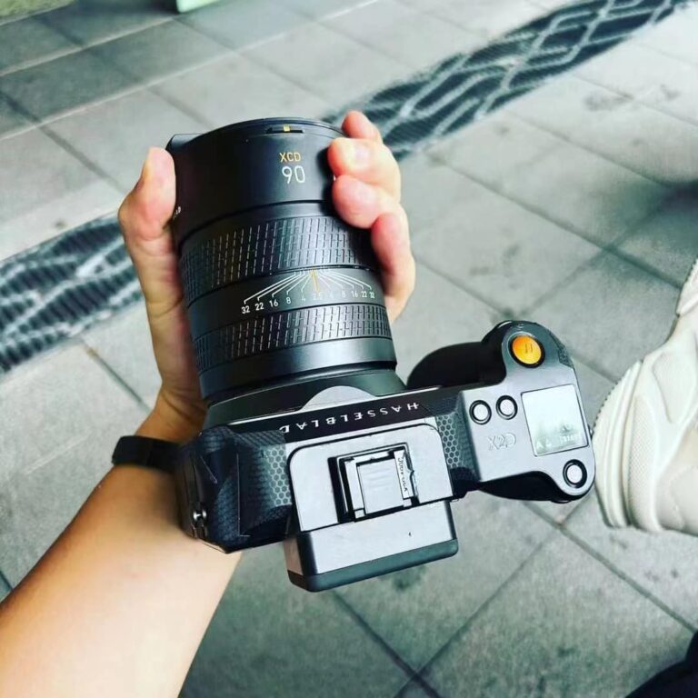 The new Hasselblad XCD 90mm f/2.5 V lens is now available for pre-order ...