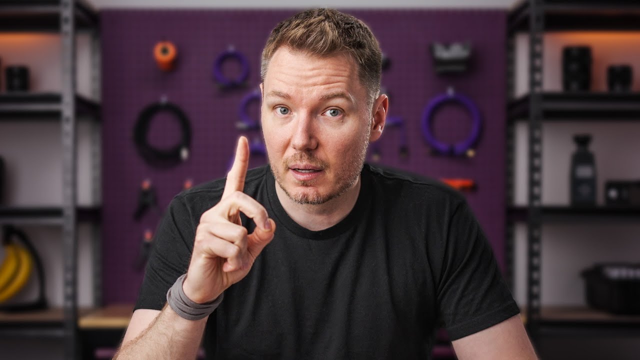 Finally someone said it: "camera reviews need to change" or how camera companies are influencing ...