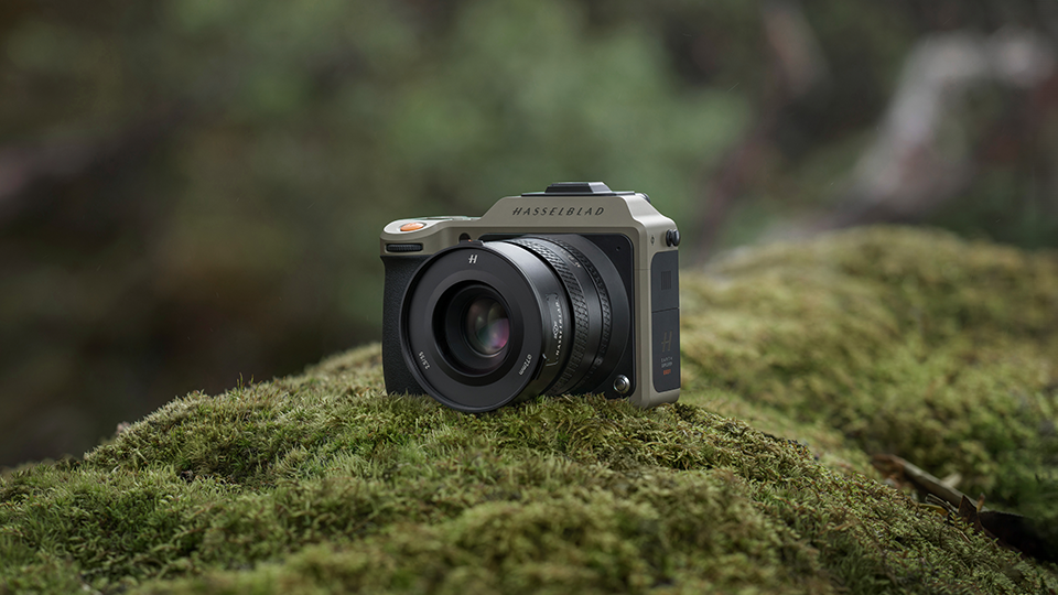 Hasselblad X2D 100C Earth Explorer Limited Edition Kit announced ...
