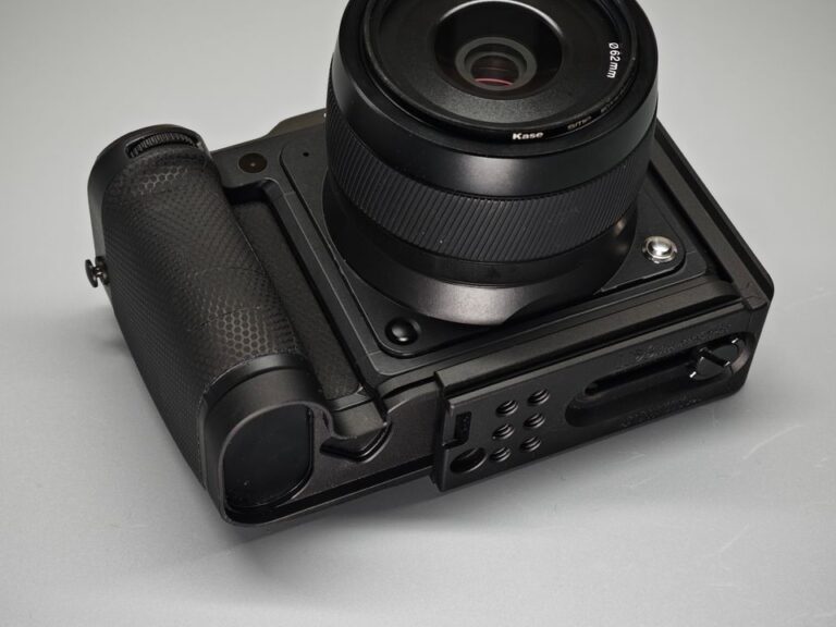 IDSworks announced new modular base plate and L-bracket for Hasselblad ...