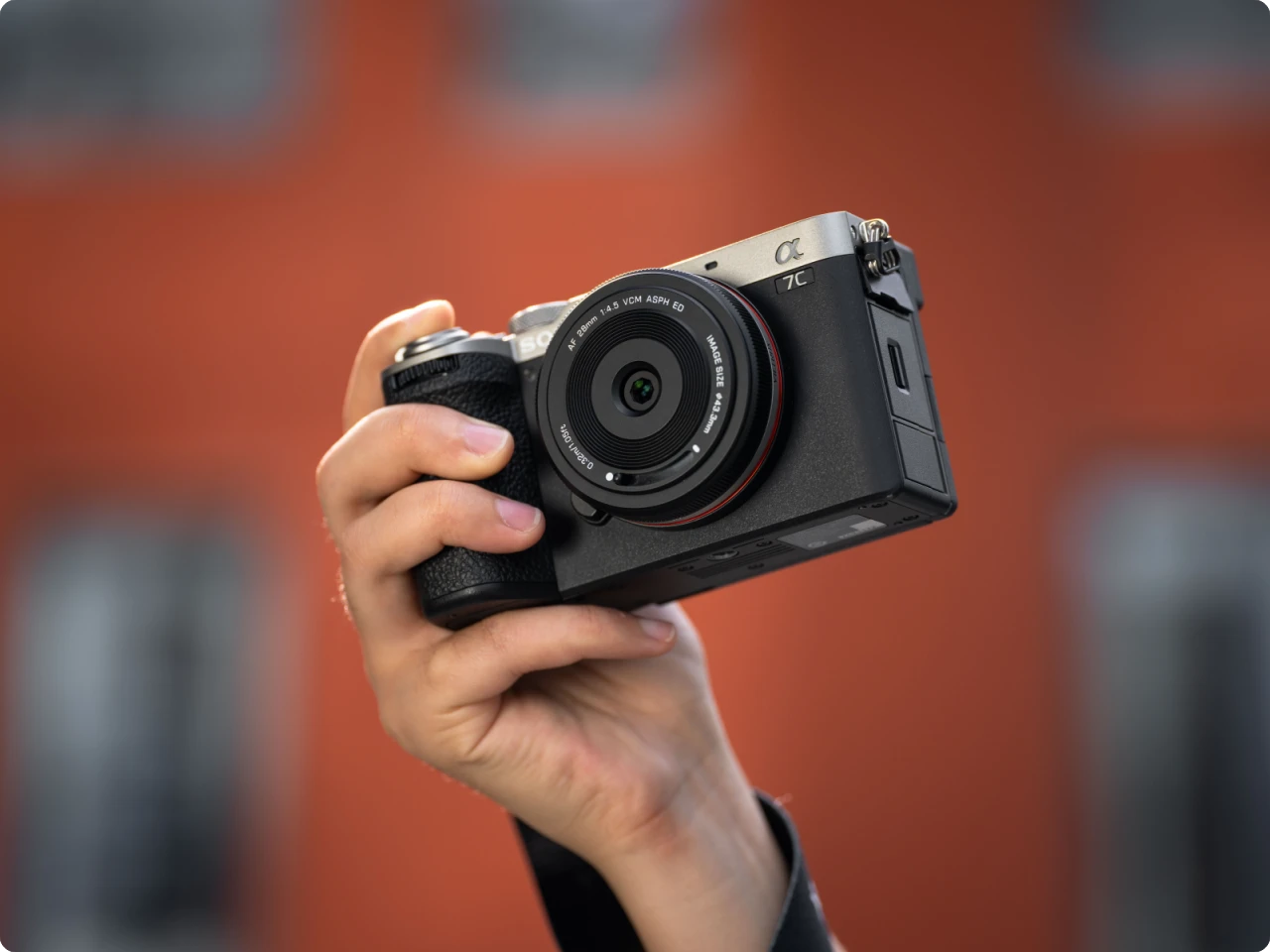 Viltrox AF 28mm f/4.5 FE "Chip" ultra-thin pancake lens now available ...