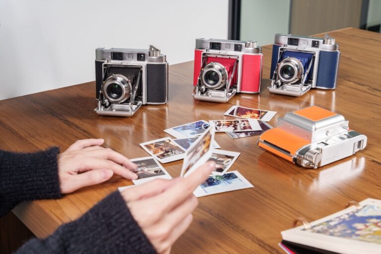 TTartisan retro-styled folding instant camera revealed - Photo Rumors