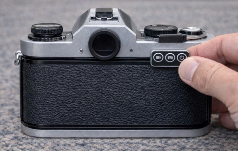 "I'm back" is back with a new "I’m Back Roll" APS-C digital back sensor ...