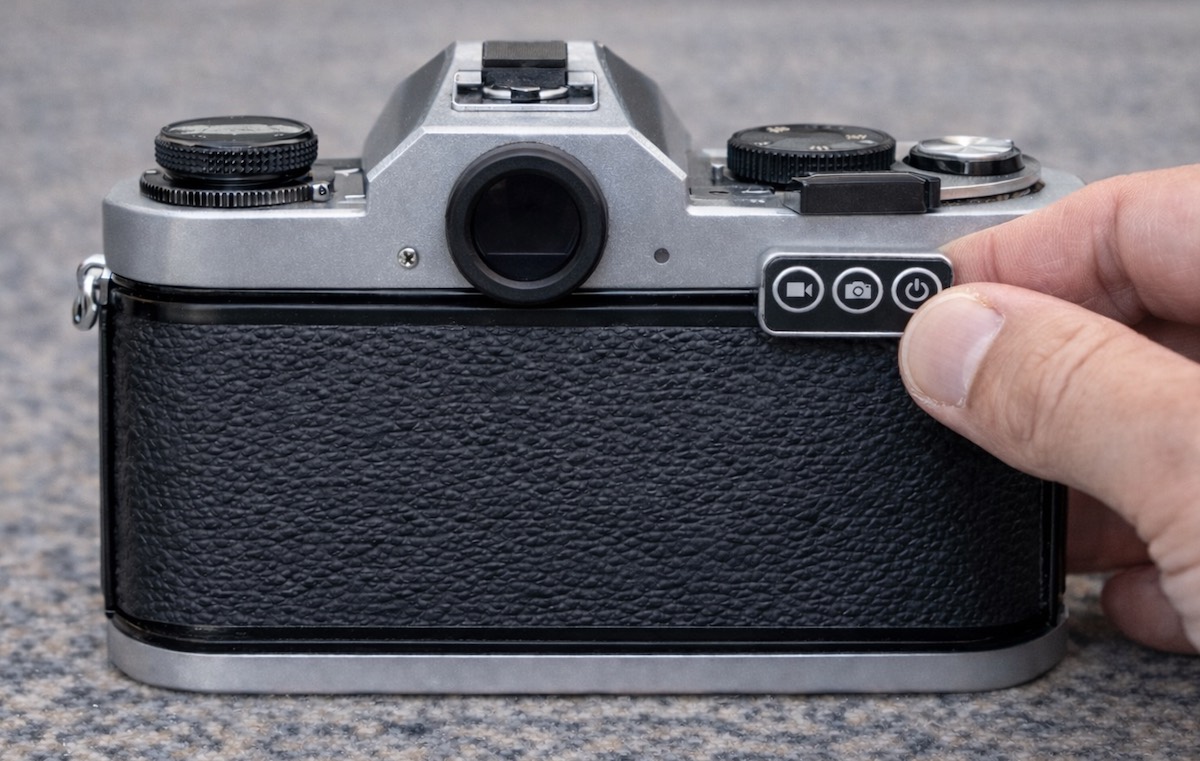 "I'm back" is back with a new "I’m Back Roll" APS-C digital back sensor ...